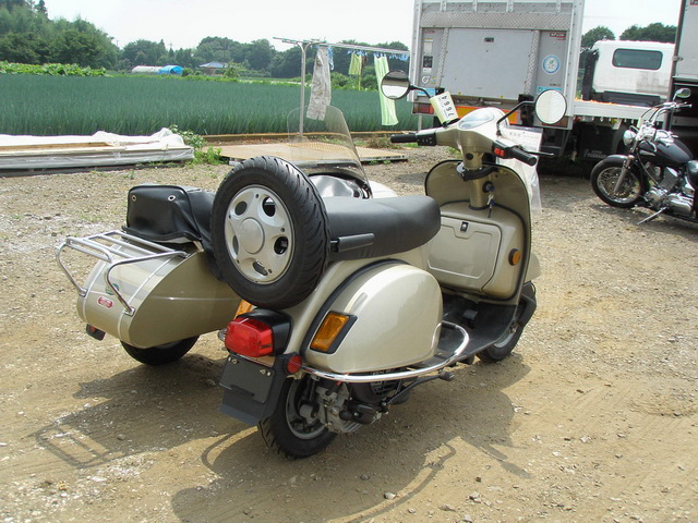 Купить мотоцикл Piaggio Bajaj Chetak 150: японский мотоцикл Piaggio ...