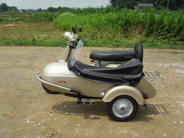 Купить мотоцикл Piaggio Bajaj Chetak 150: японский мотоцикл Piaggio ...